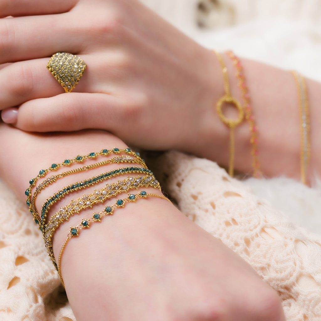 Yellow Gold: The Goldilocks of Gold – Amáli Jewelry