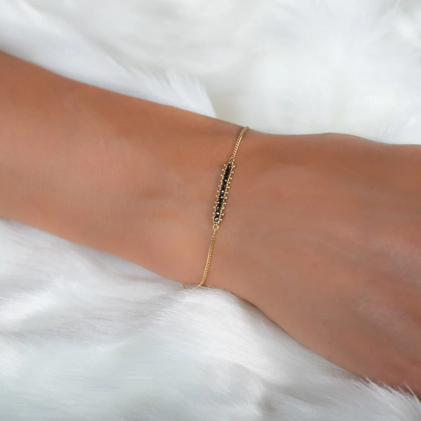 How Boho Chic Bracelets Can Add a Touch of Wanderlust to Your Outfit ...