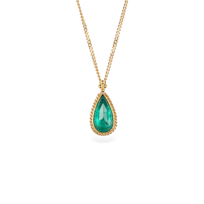 Mabe Pearls: The only gemstone that isn't a stone – Amáli Jewelry